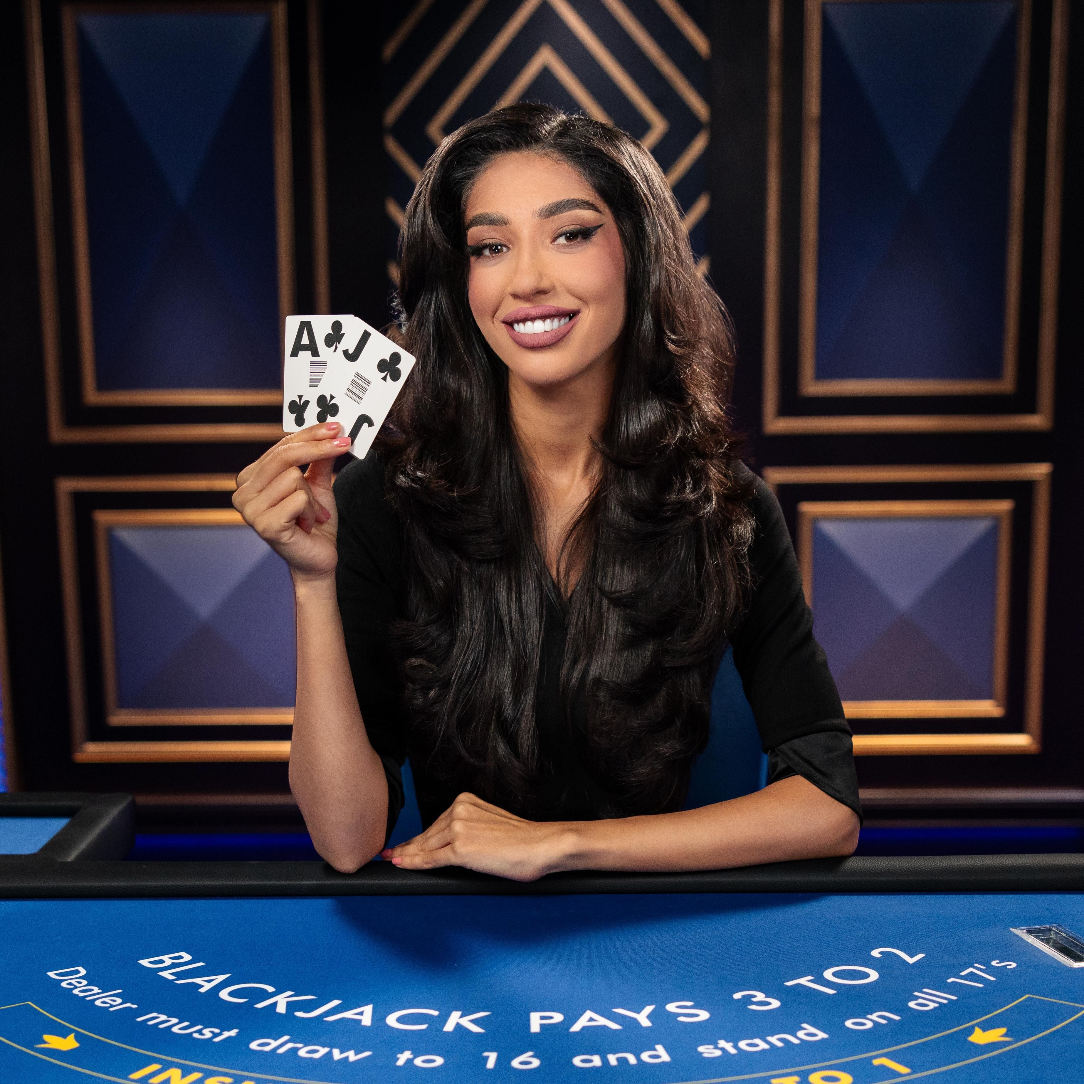 Arrise - GAME PRESENTER with English (full time/part time)